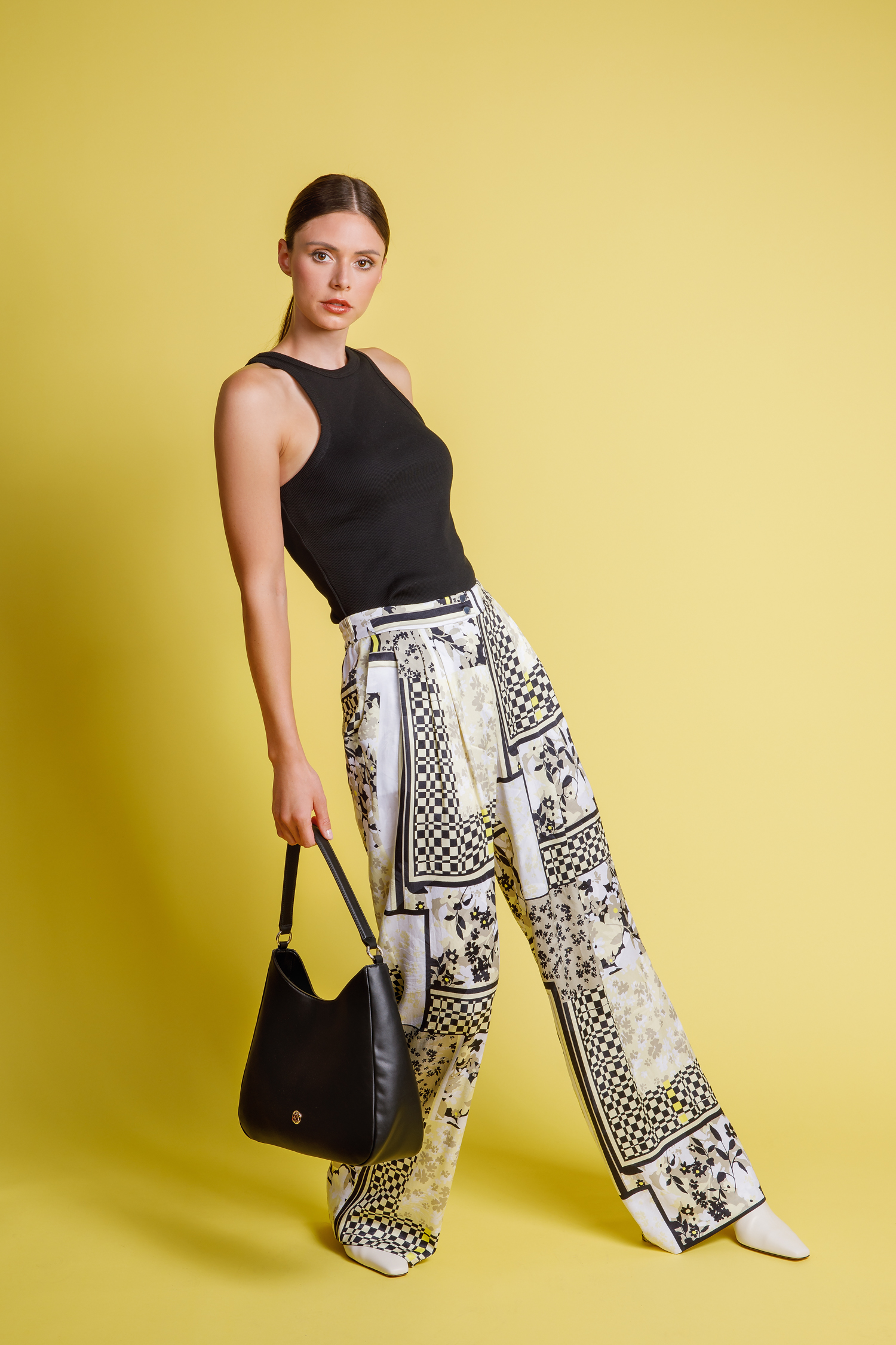 HUGO Look Women | Damen | MAGAZIN SUMMER 2022 | Magazine | EGO_IST ...